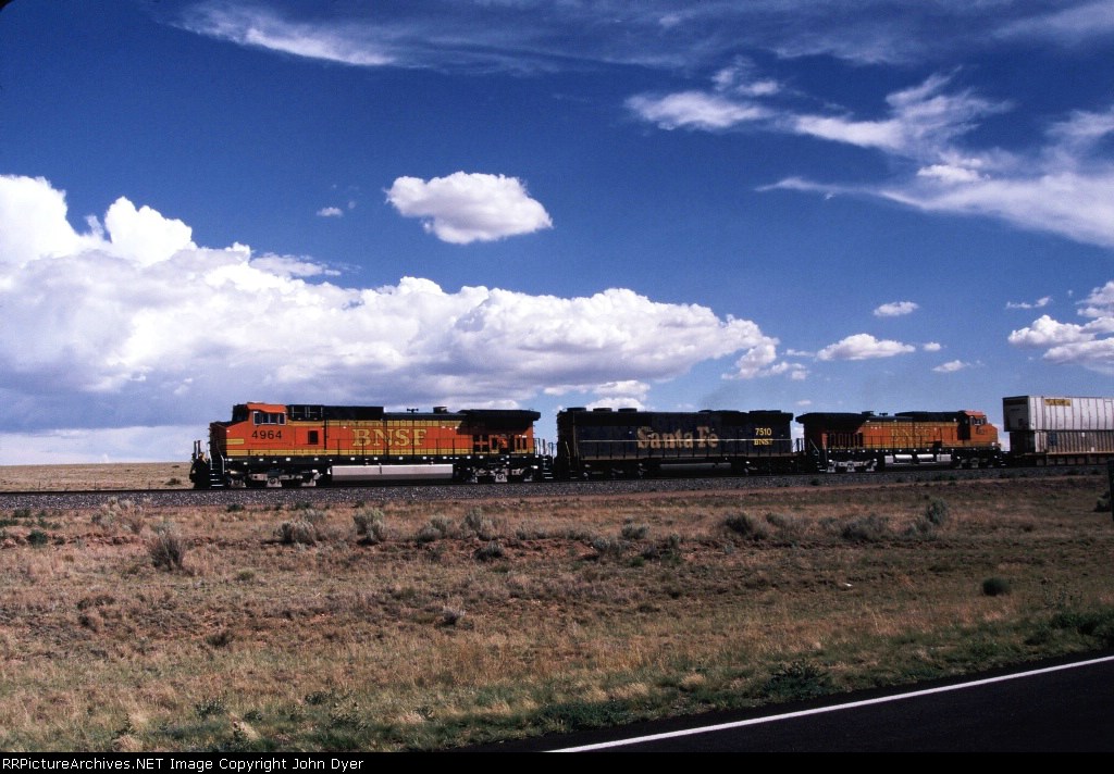 BNSF 4964, BNSF 7510, and BNSF 4621 across New Mexico